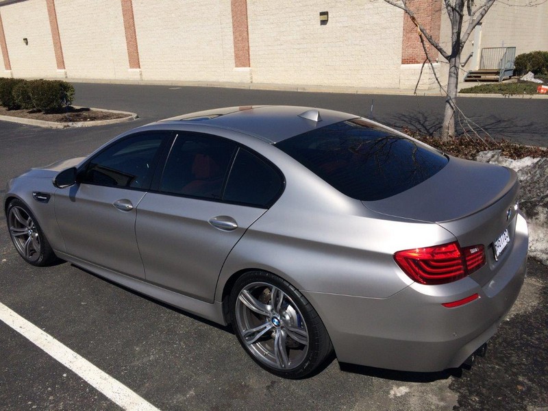 BMW M5 in Individual Frozen Cashmere Silver Metallic - BMW.SG | BMW ...