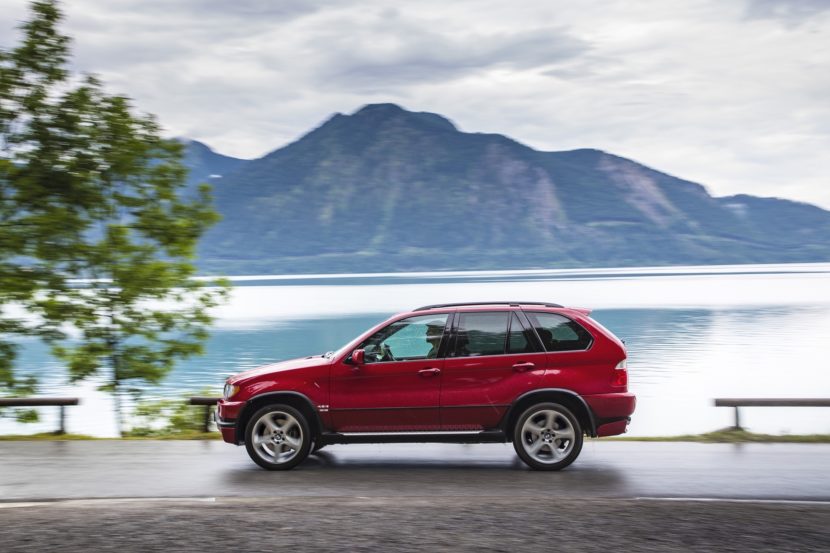 [Photos] The iconic BMW X5 4.6is in Imola Red - BMW.SG | BMW Singapore ...