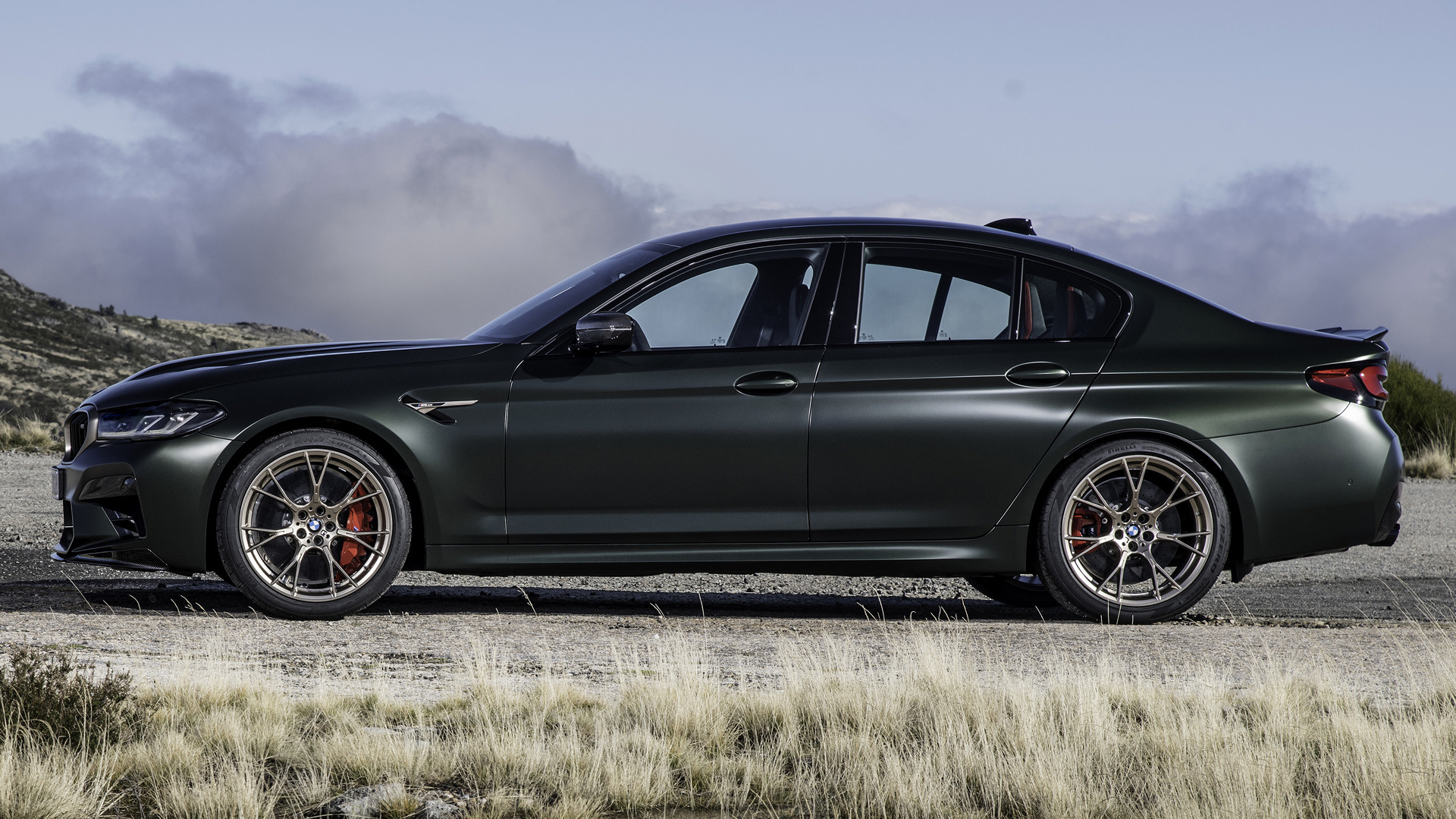 [VIDEO] Top Ten Things to Know for the 2021 BMW M5 CS - BMW.SG
