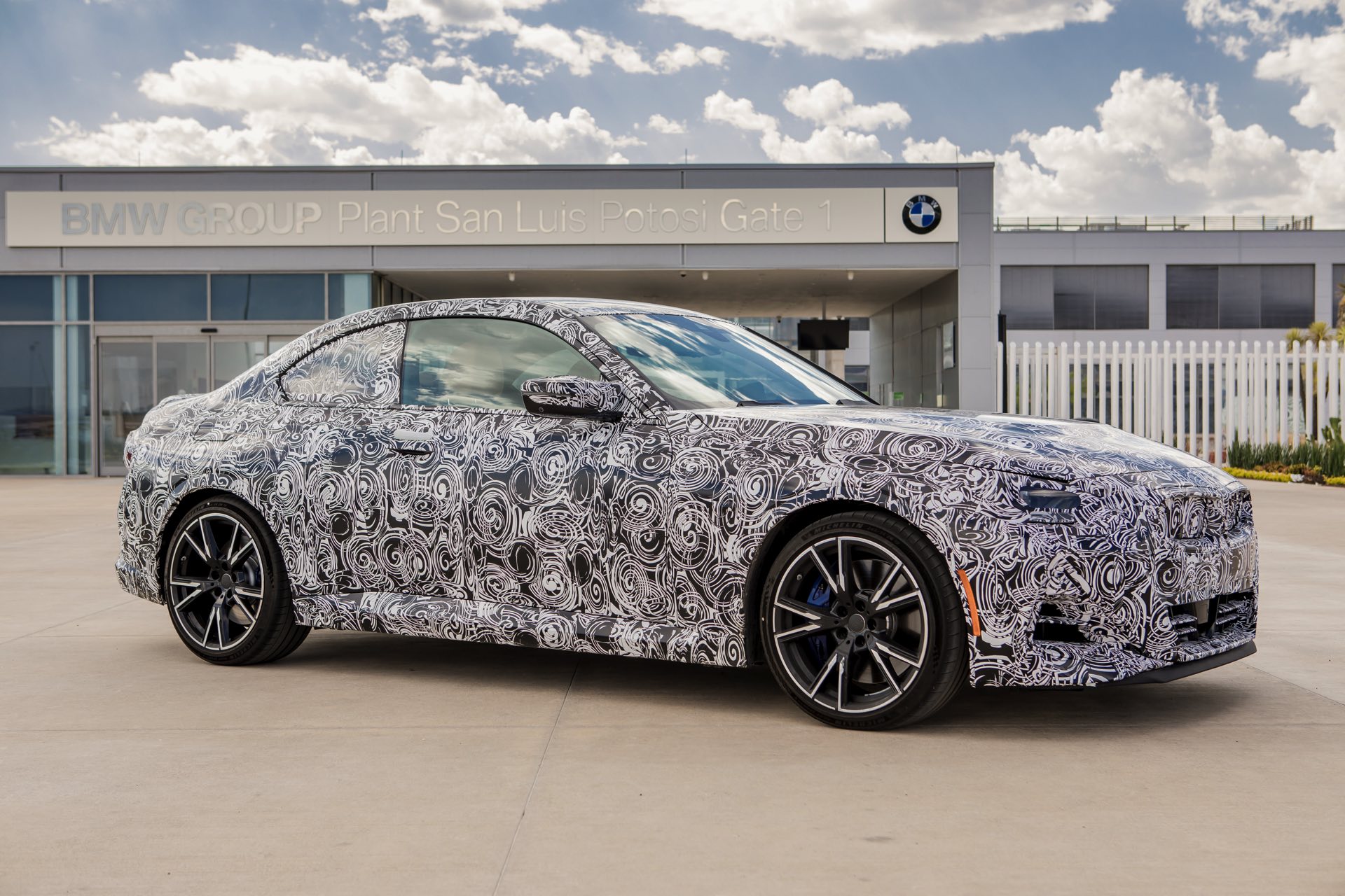 1MW Electric BMW M2: Rumored Project for 50th Anniversary - BMW.SG