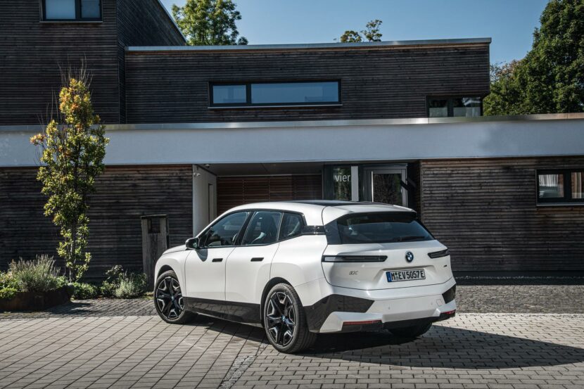 [VIDEO] BMW iX Against some of its Key All-Electric Rivals - BMW.SG