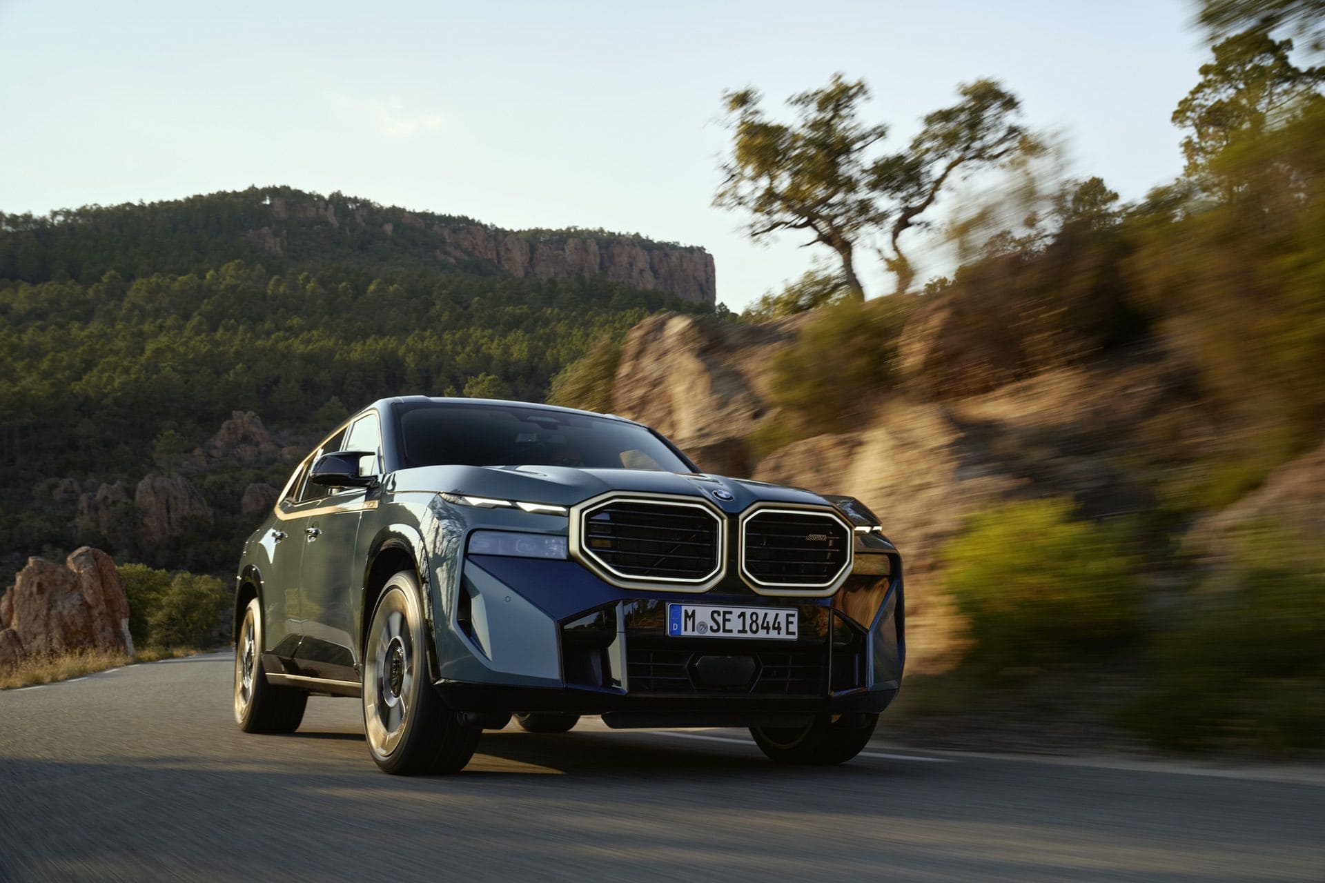 Is the 2023 BMW XM The Heaviest Car Ever? - BMW.SG