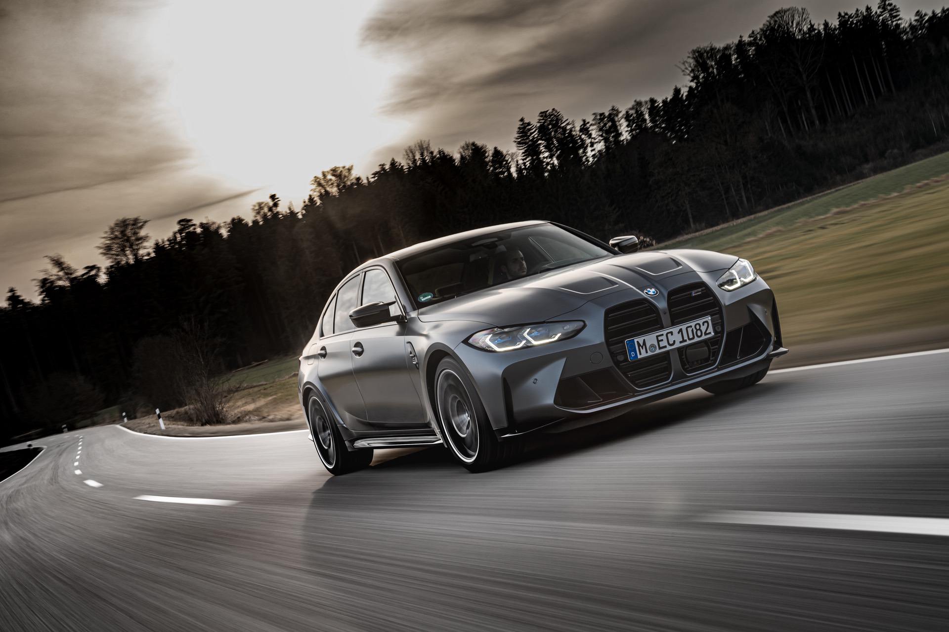 BMW M3 G80 Races Against Ferrari SF90 Stradale - BMW Singapore