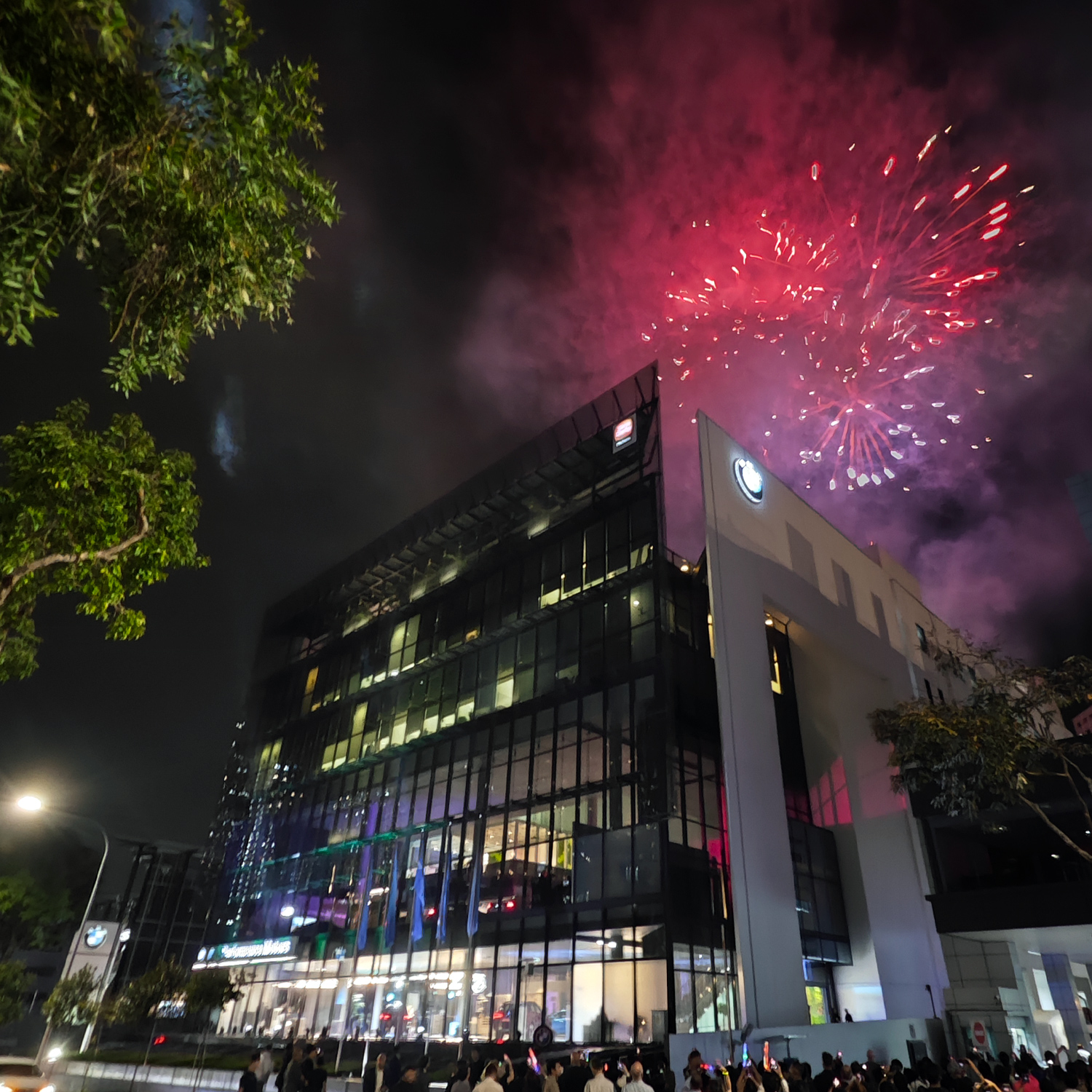 New Era: Performance Motors unveils largest BMW Retail.Next showroom in ...