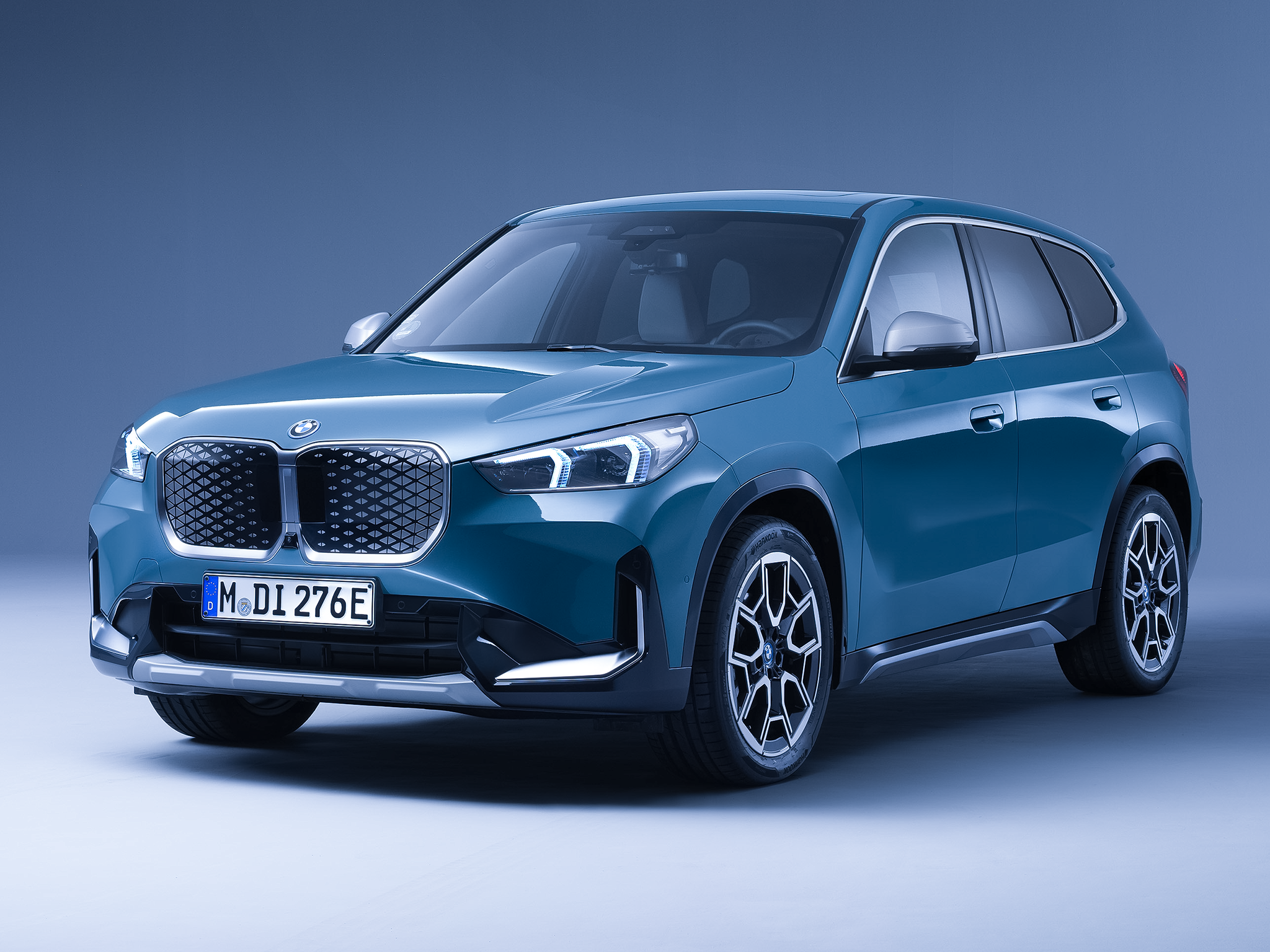 BMW iX1 Electrifies the Compact SUV Scene - BMW.SG | BMW Singapore Owners Community