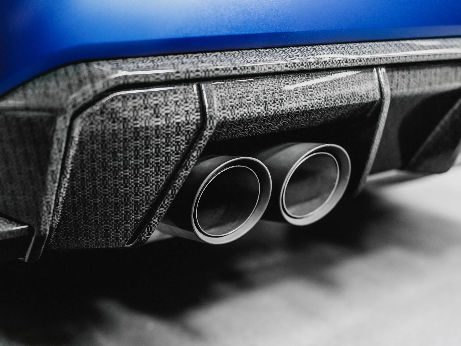 BMW M4 Swaps Carbon Roof For Lightweight Flax Fibre Tech - BMW.SG | BMW ...