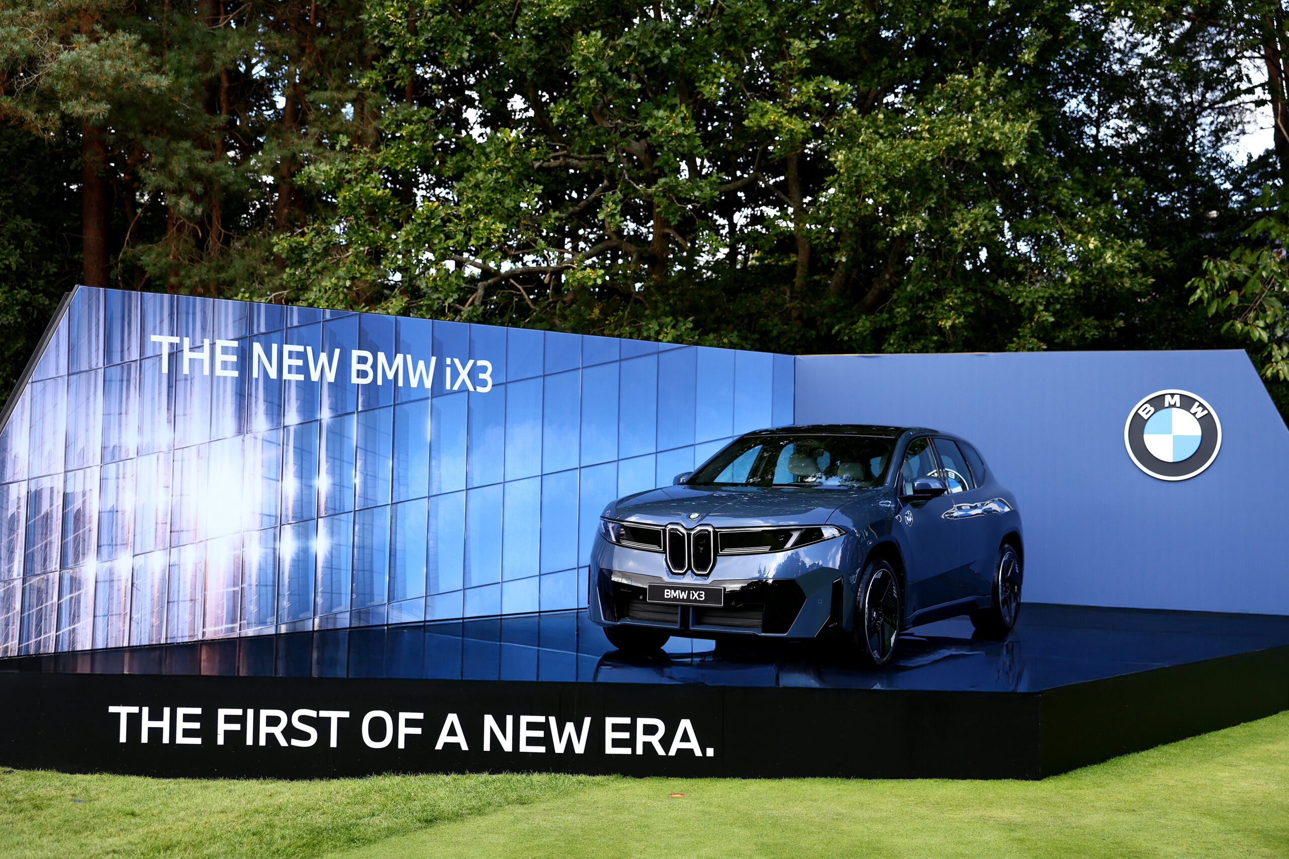 BMW iX3 Debuts At Wentworth As Prize For PGA Championship - BMW.SG ...