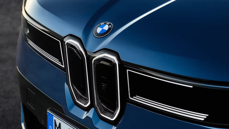 BMW Introduces New Logo With Debut Of iX3 Electric SUV - BMW.SG | BMW ...