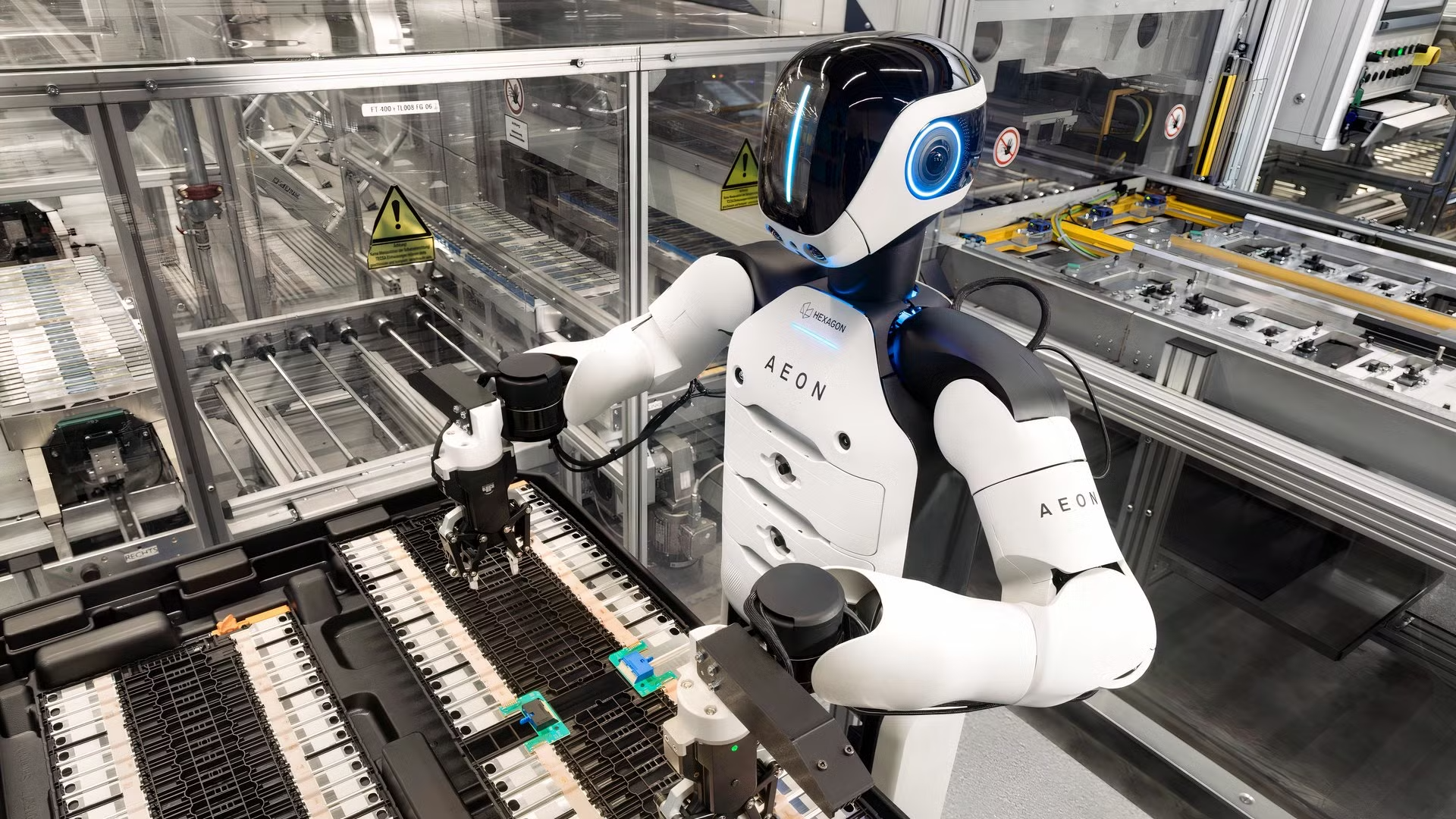 BMW Humanoid Robots Assemble The New X3 On The Factory Floor - BMW.SG ...